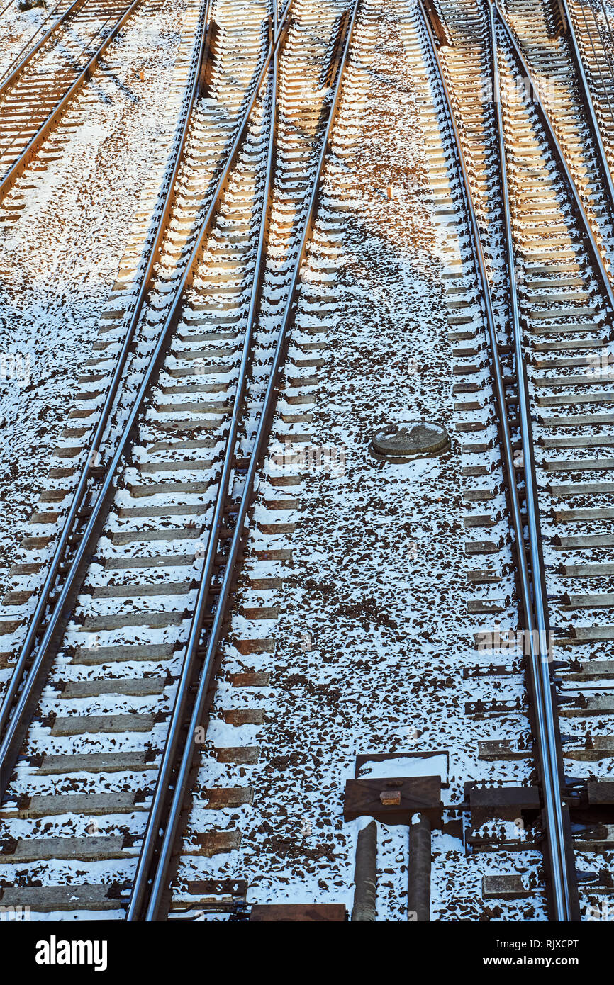 Crossover tracks hi-res stock photography and images - Alamy