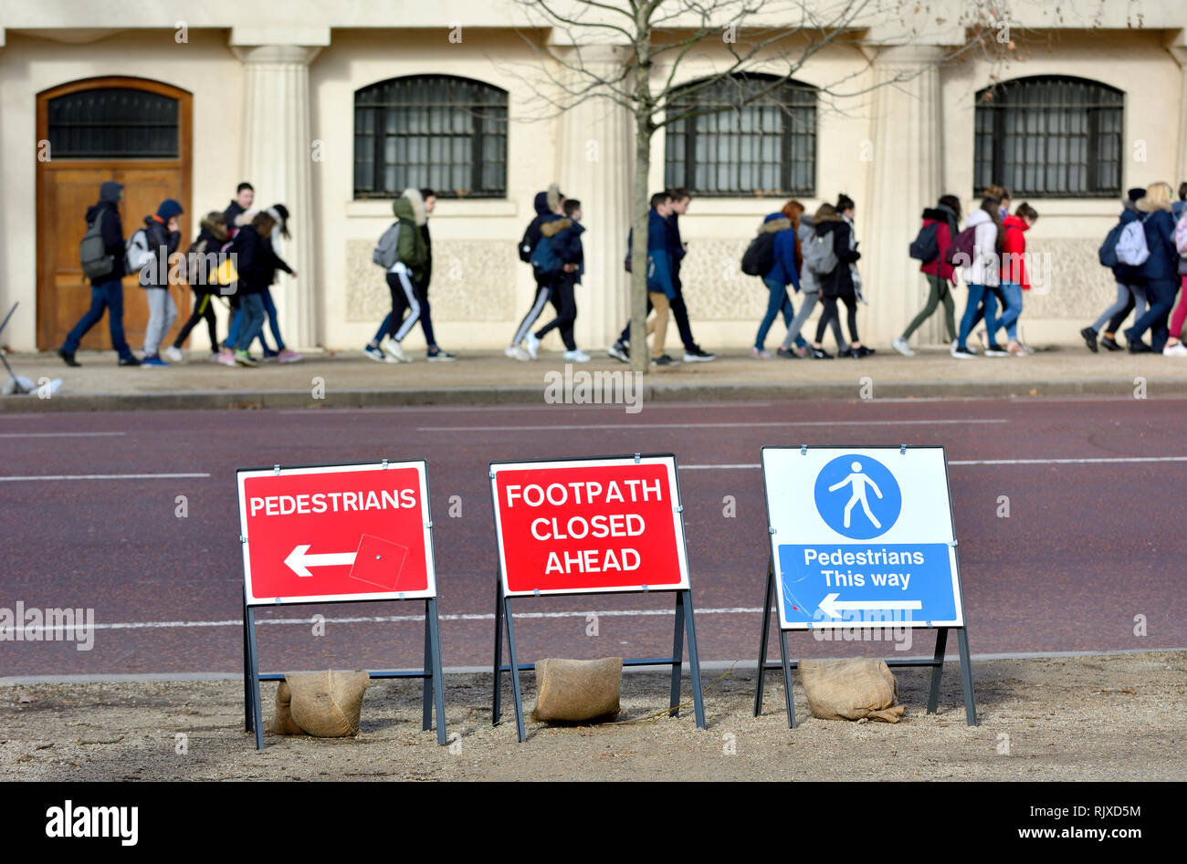 Pedestrian mall walking hi-res stock photography and images - Alamy