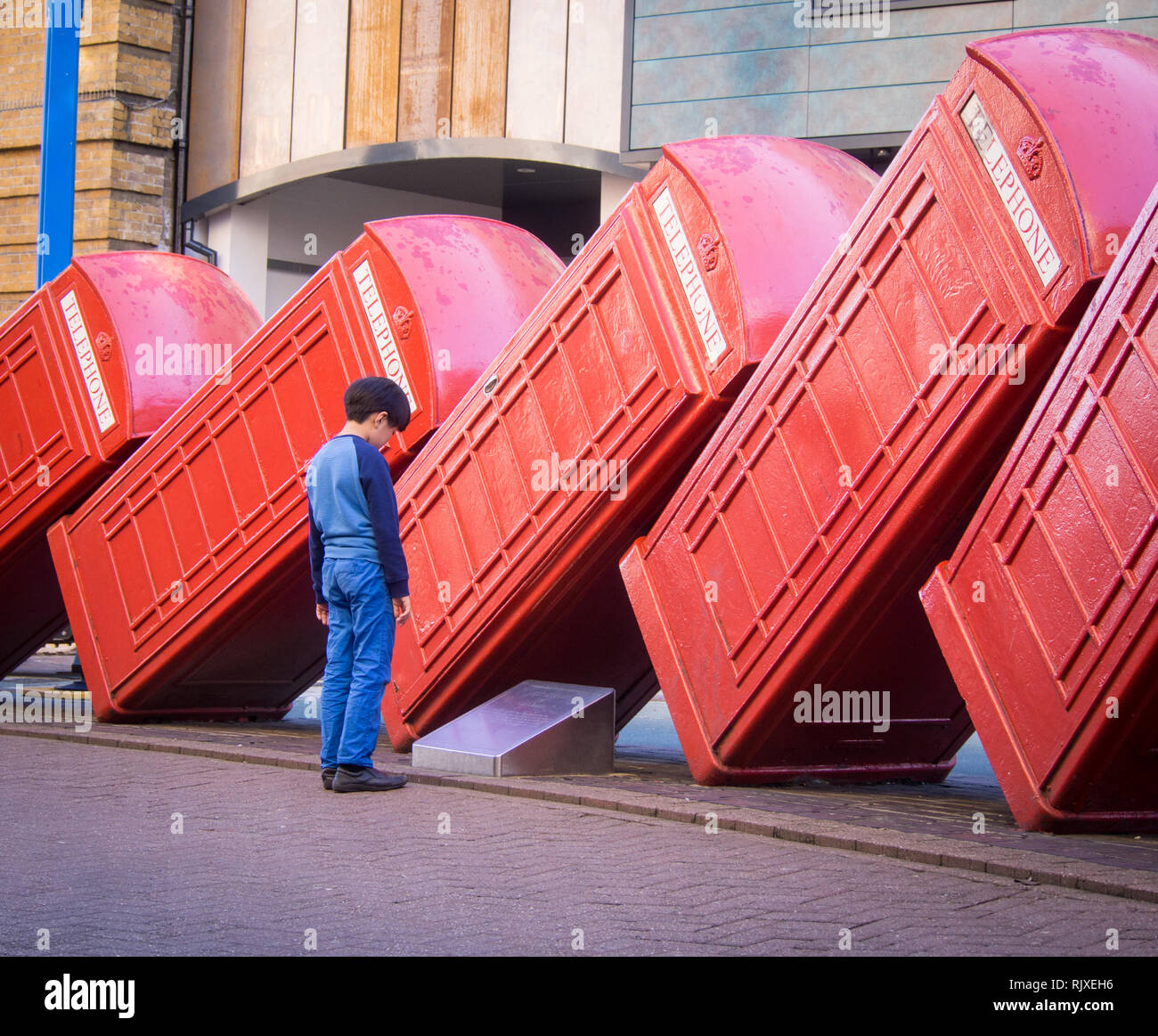 David mach hi-res stock photography and images - Alamy