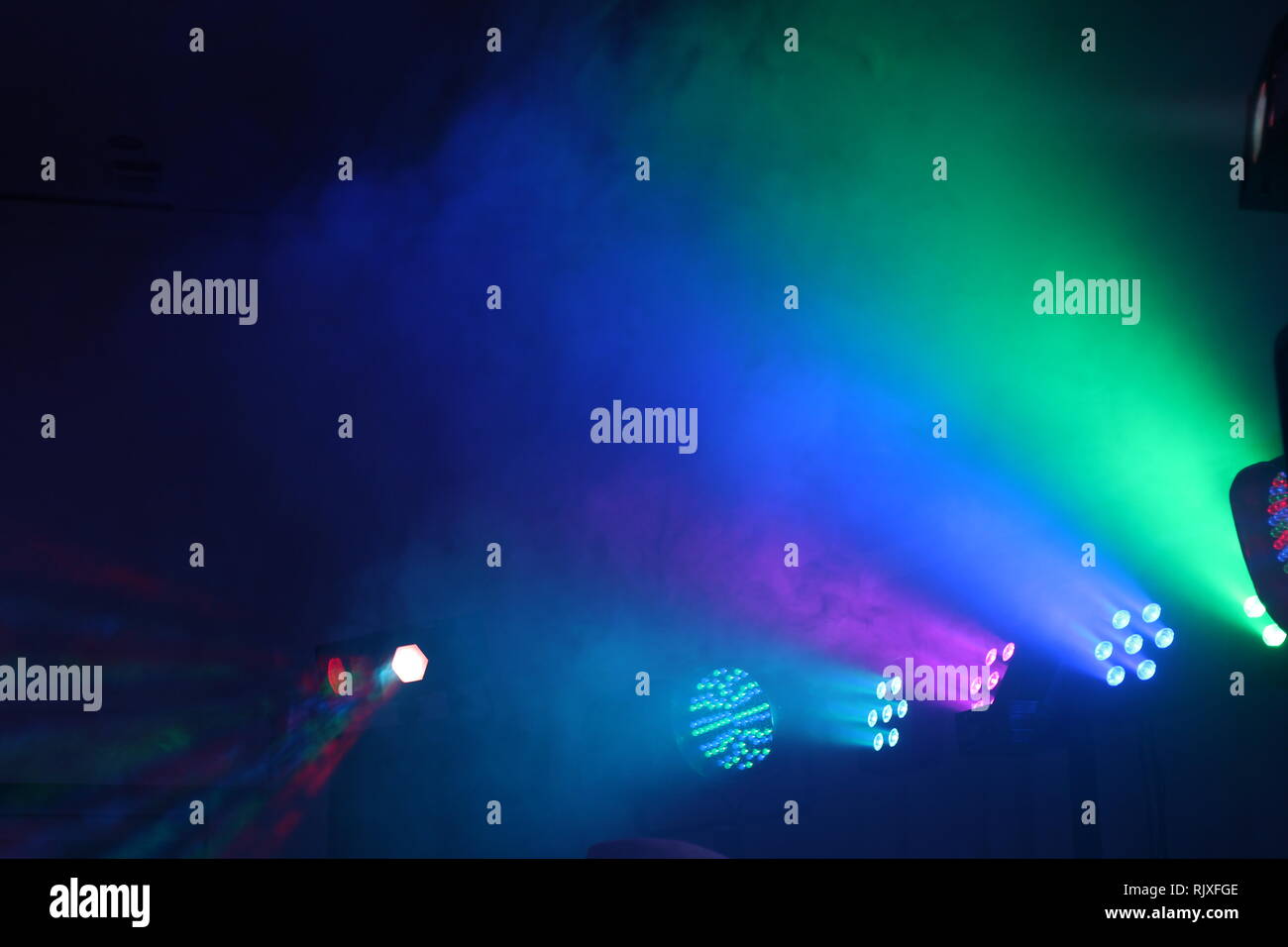 Laser illumination / Stage lights and smoke Stock Photo - Alamy