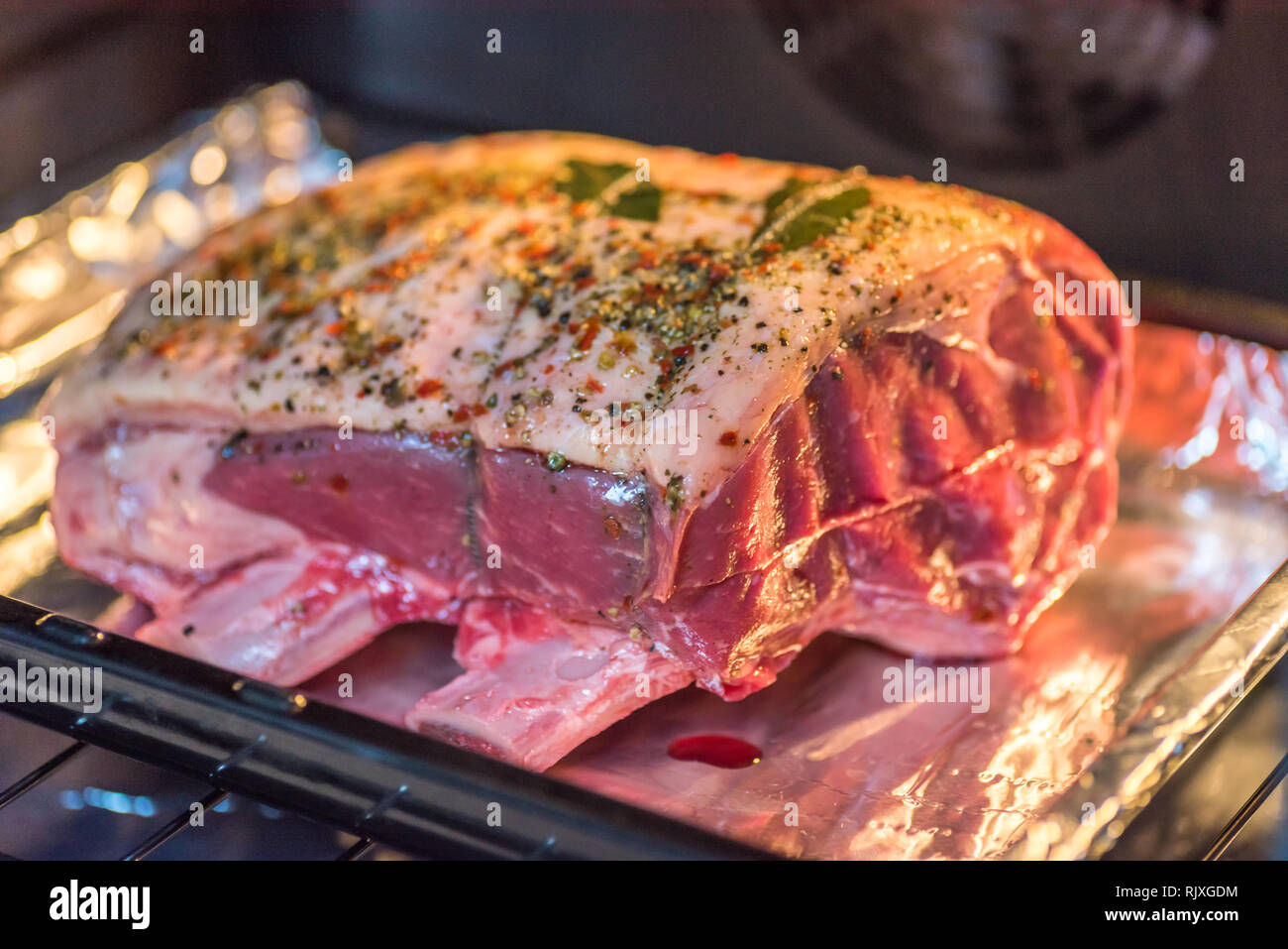 Shoulder cross rib hi-res stock photography and images - Alamy