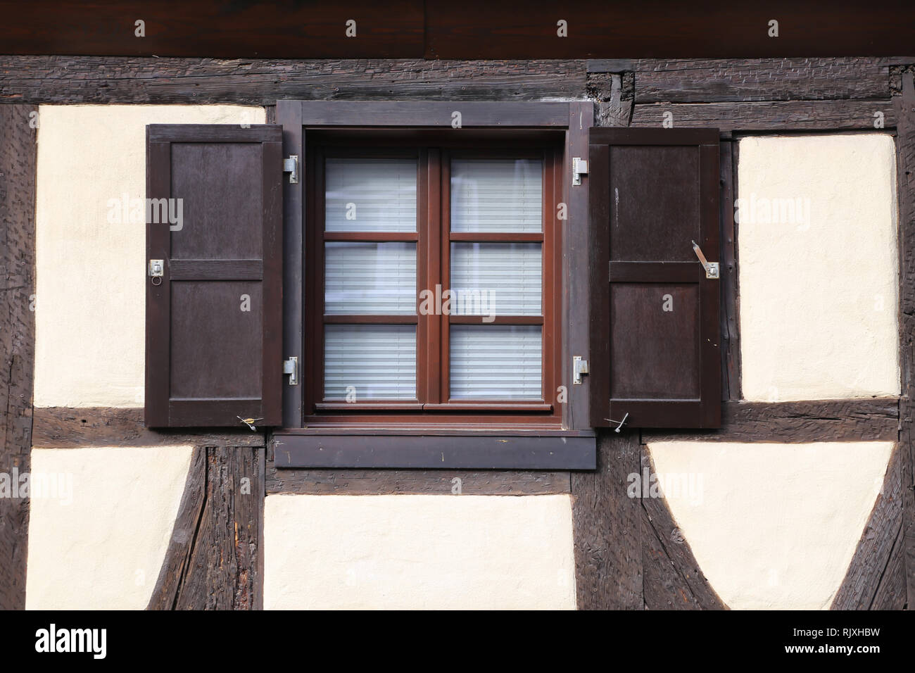 An old house / Window / Window with open shutters Stock Photo - Alamy