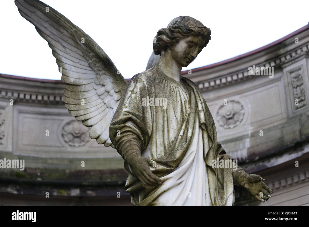 Angel statue / Angel statue in Baden-Baden (Germany Stock Photo - Alamy