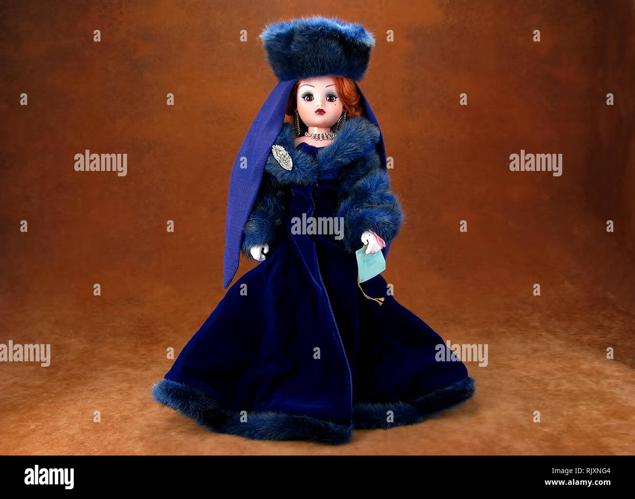 Vintage Collectible Madame Alexander Cissy Budapest Doll 22340 Stock ... Vintage Collectible Madame Alexander Cissy Budapest Doll 22340 Stock ...
