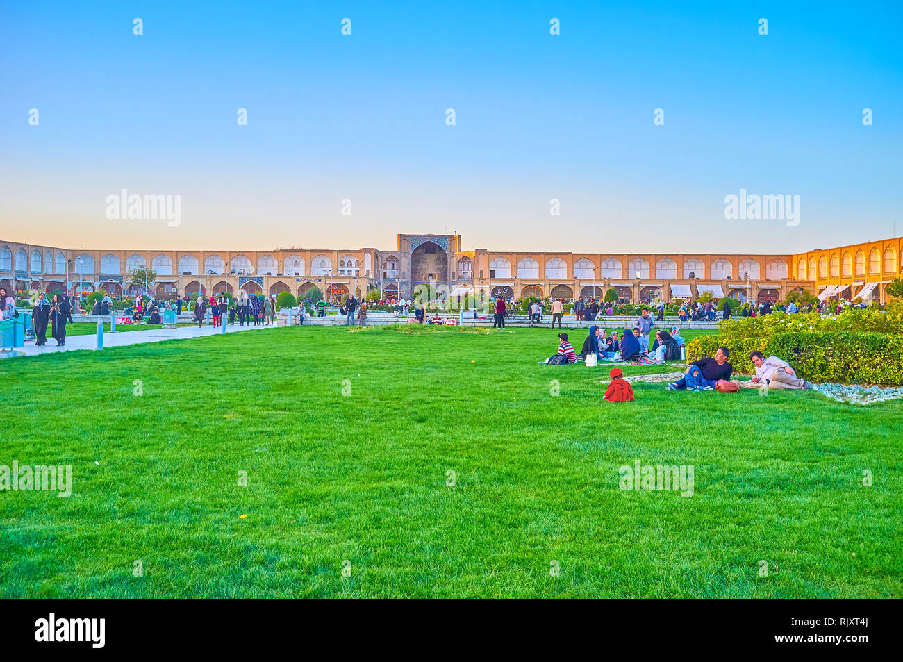 ISFAHAN, IRAN - OCTOBER 19, 2017: Weekend picnics are very popular ...