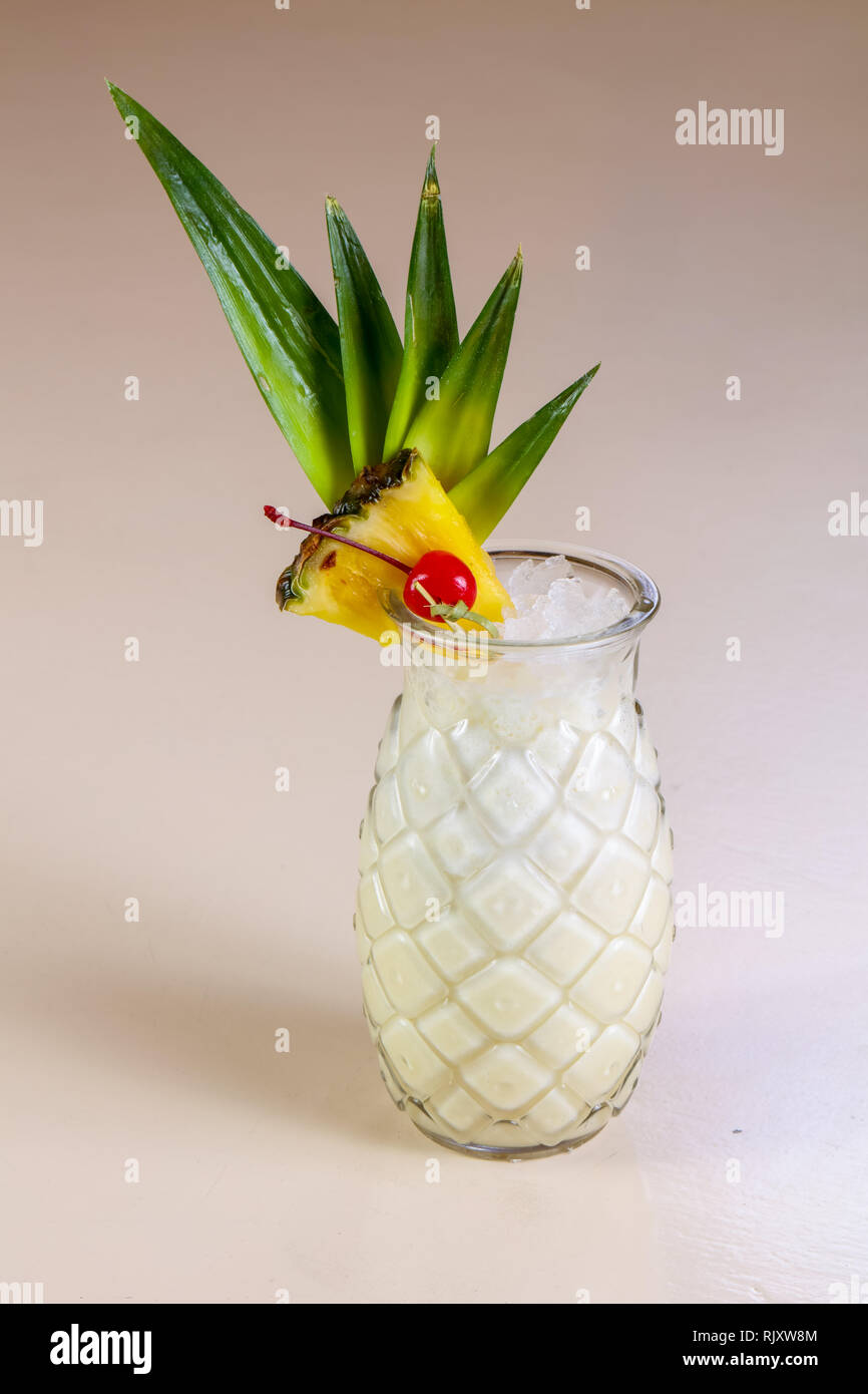 Hawaii cocktail bar drink Stock Photo - Alamy