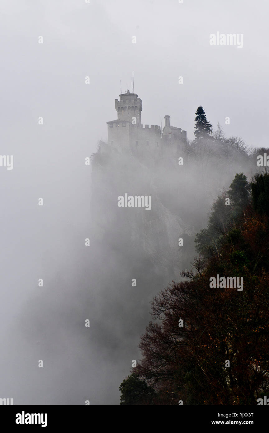 Europe, italy, Marche, The Guaita fortress (Prima Torre) is the oldest ...