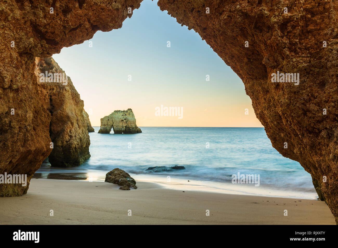 Natural arch portugal hi-res stock photography and images - Alamy
