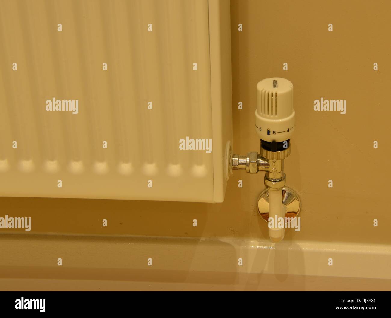 A Thermostatic radiator control valve Stock Photo - Alamy