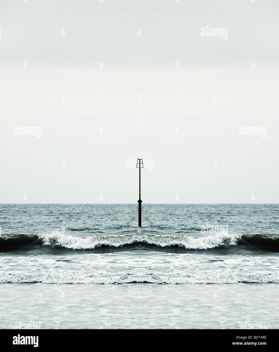Beacon and Ocean Waves Stock Photo - Alamy