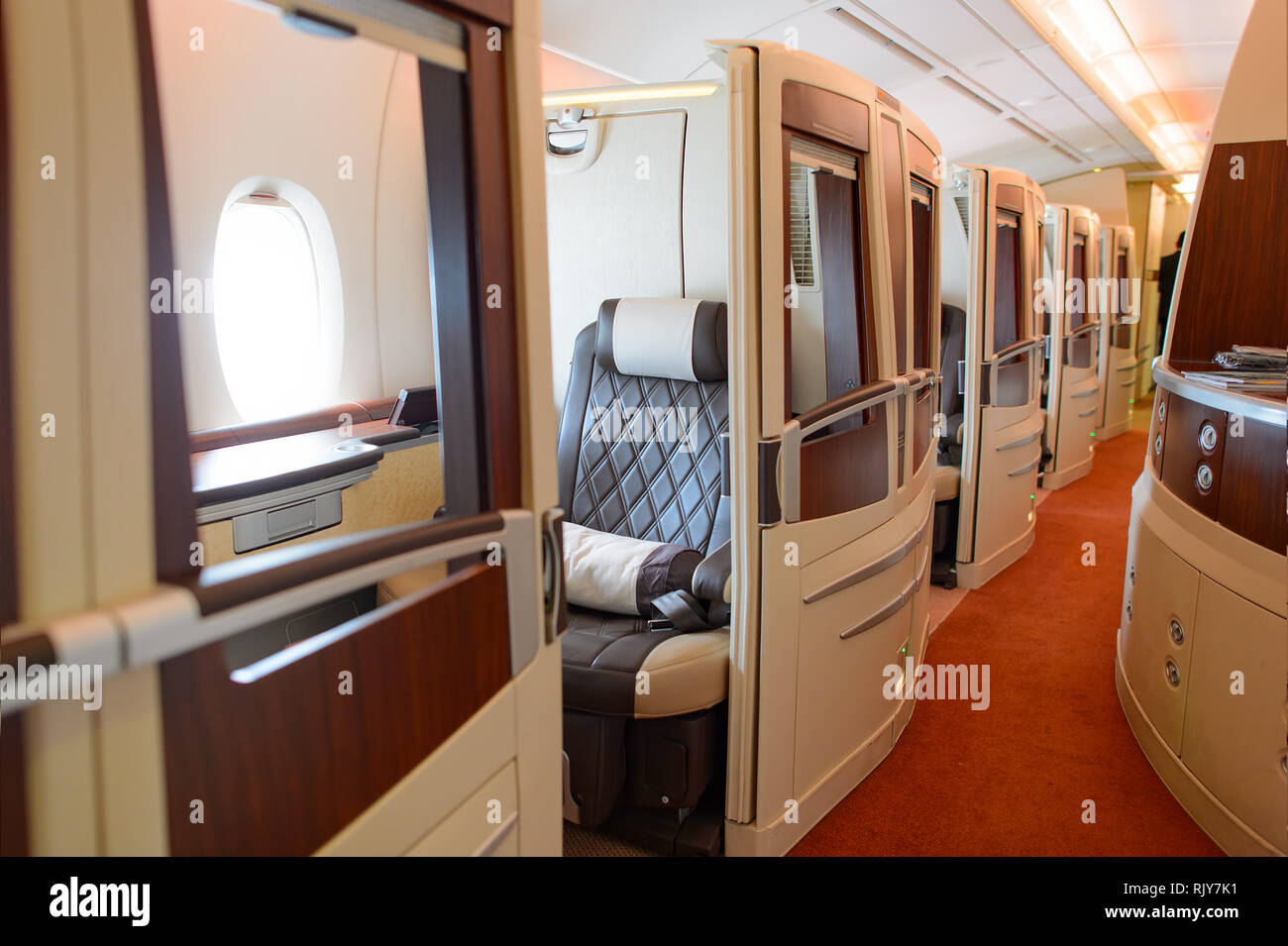 HONG KONG- NOVEMBER 10, 2015: interior of Singapore Airlines Airbus ...