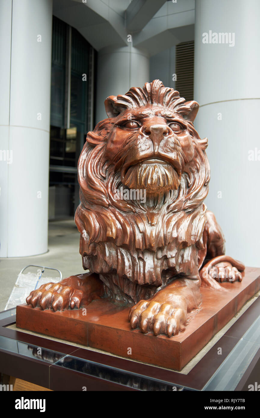 Hsbc lion central hong kong hi-res stock photography and images - Alamy