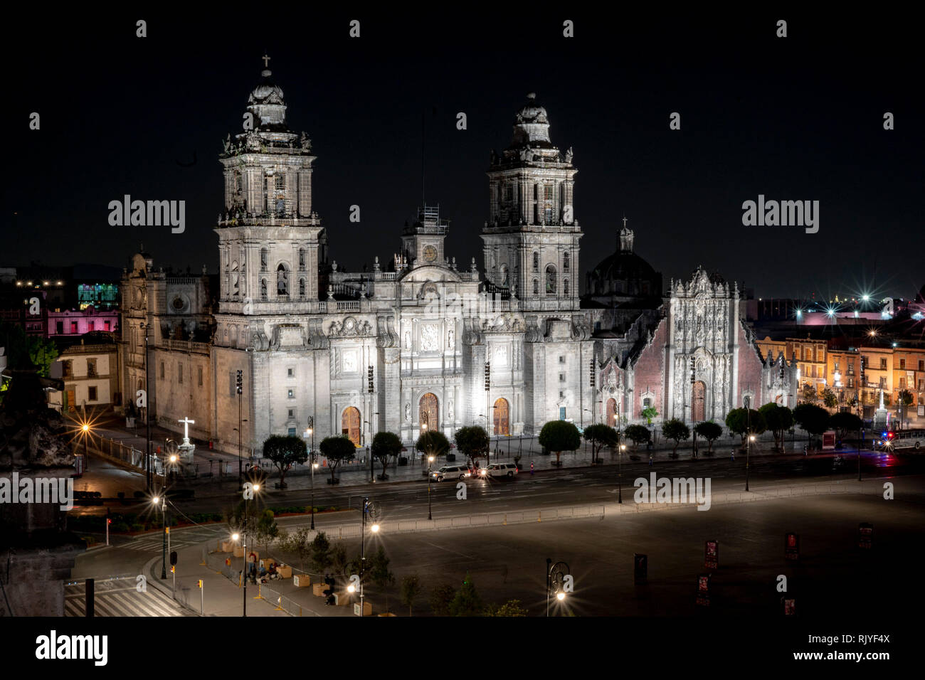 mexico city zocalo cathedral at night Stock Photo - Alamy