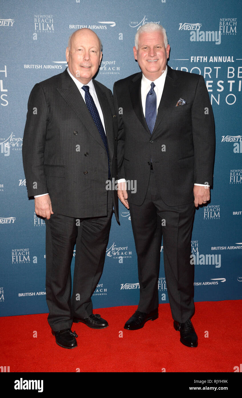 Lord julian fellowes hi-res stock photography and images - Alamy