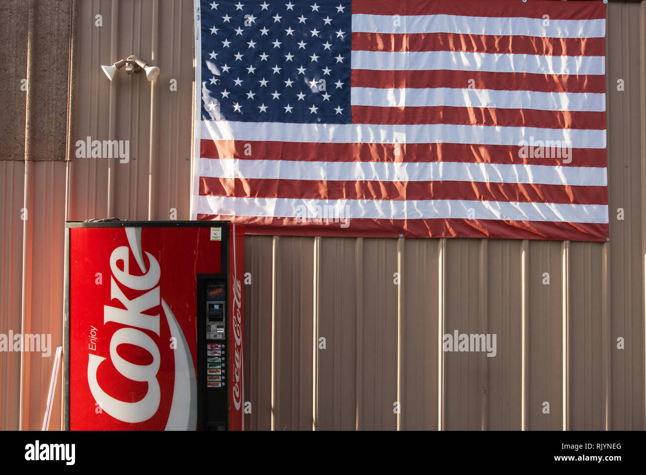 Coca Cola Machine. CA Stock Photo - Alamy