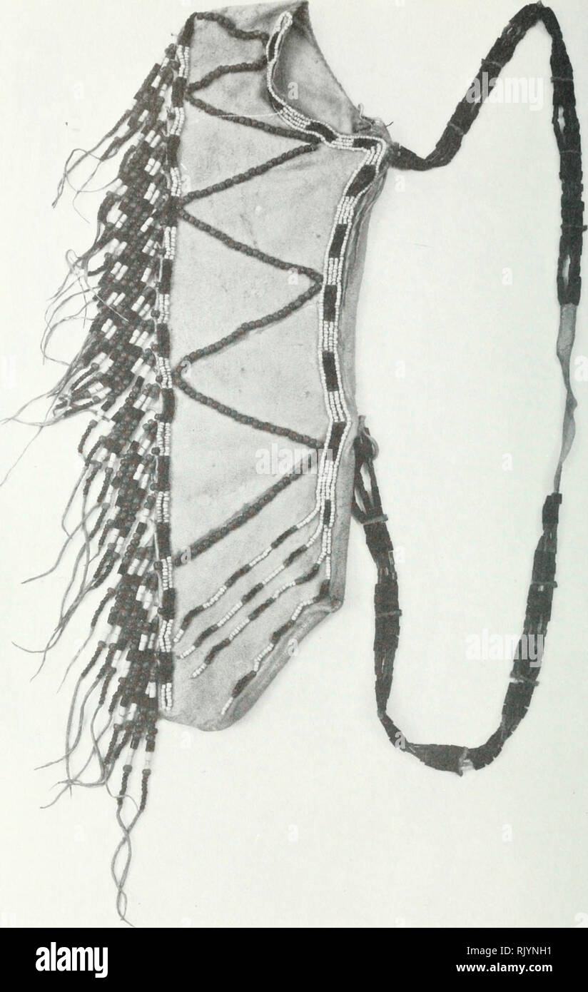 Athapascan costume hi-res stock photography and images - Alamy