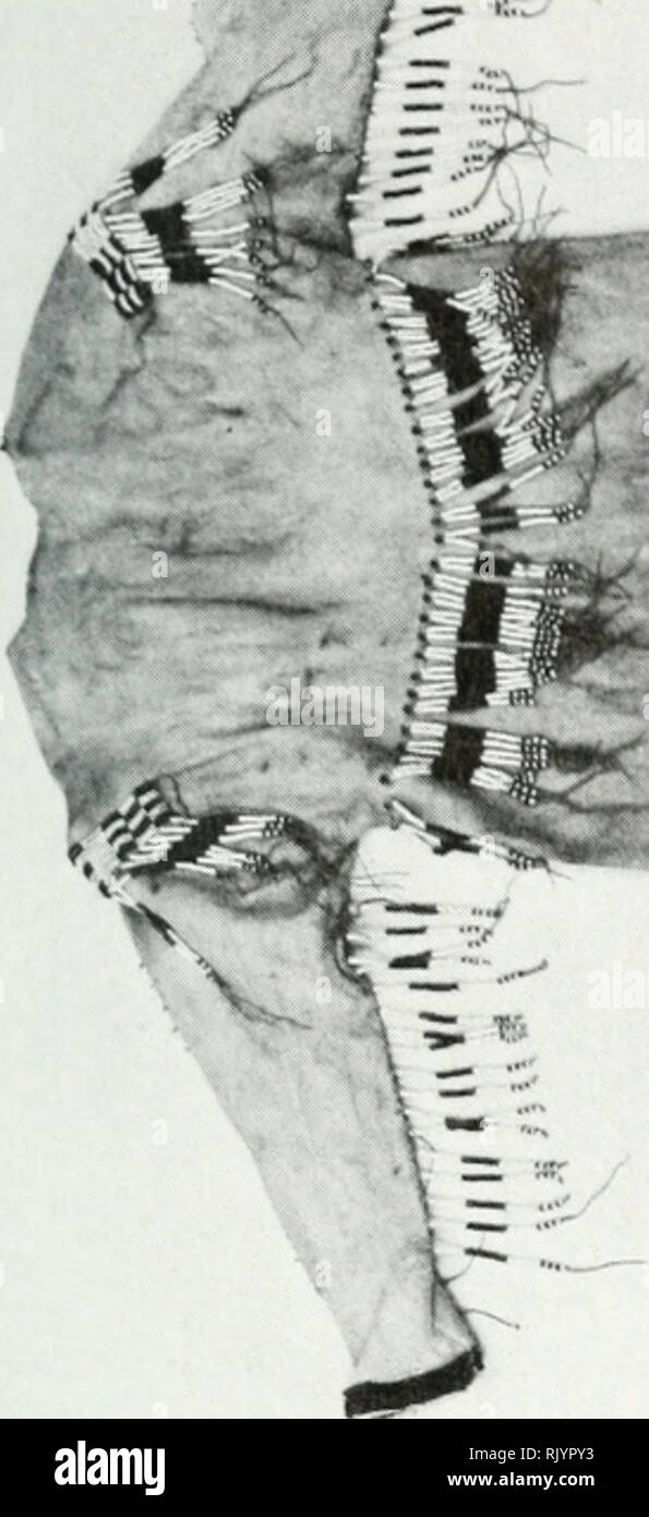 Athapascan costume hi-res stock photography and images - Alamy