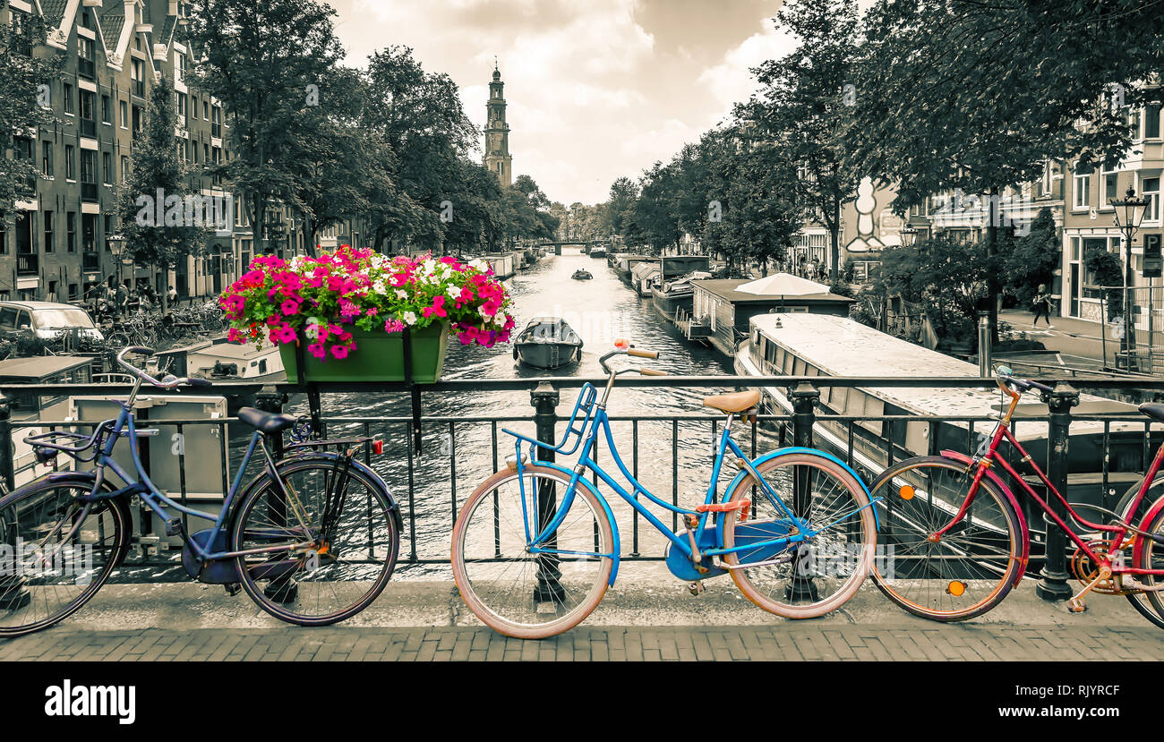 Idyllic destination hi-res stock photography and images - Alamy