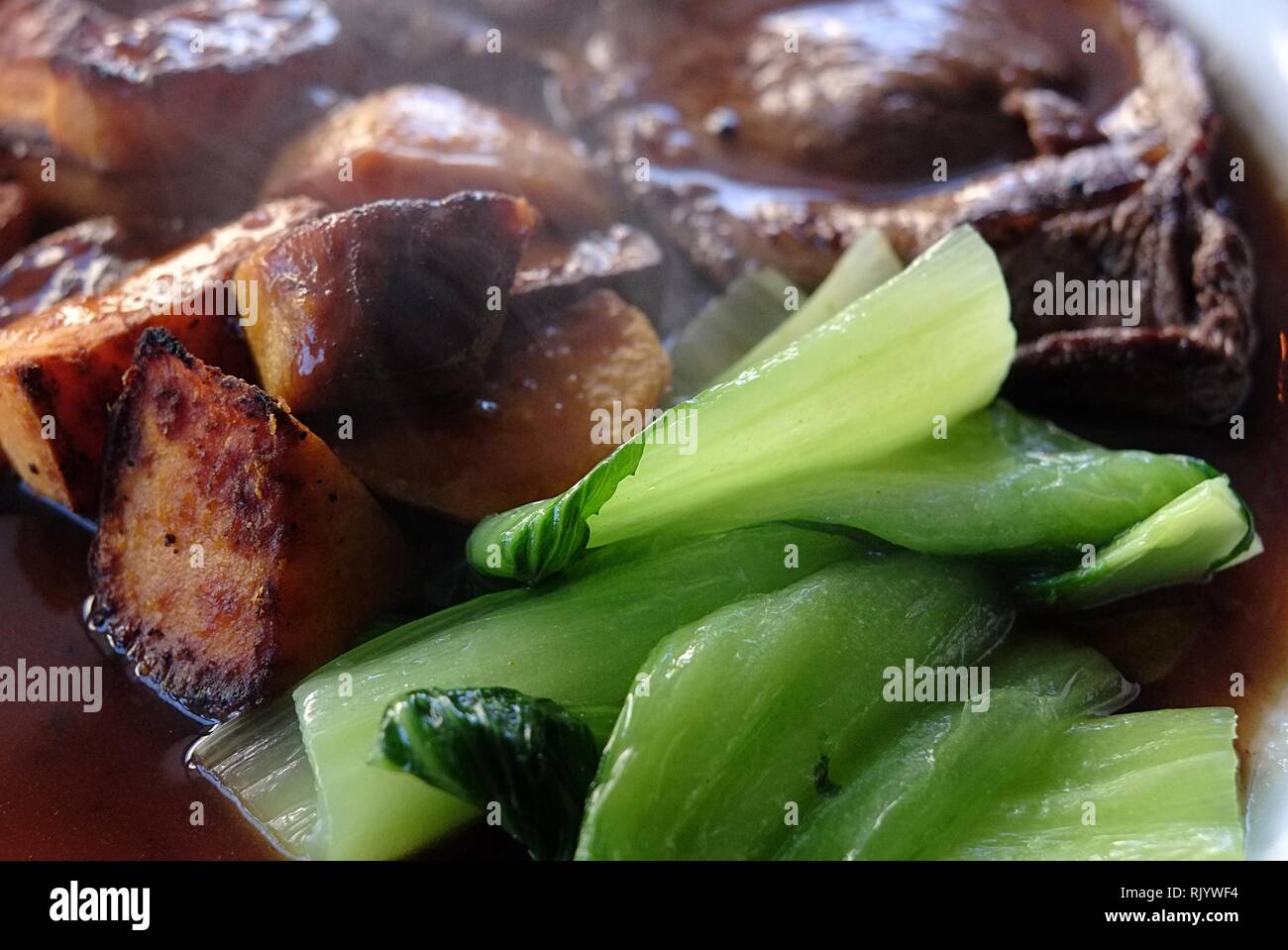 Bok choi and meat hi-res stock photography and images - Alamy