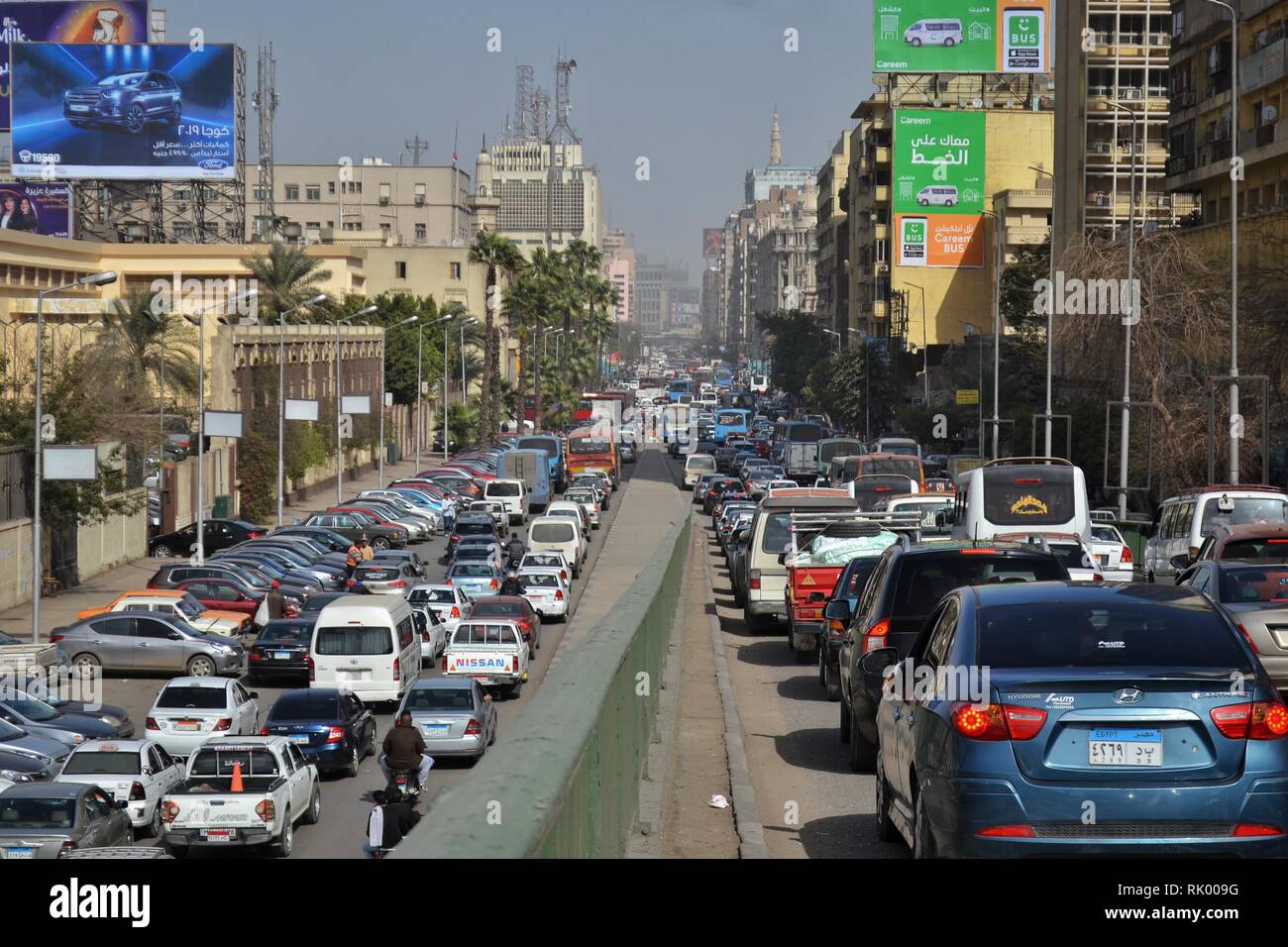 Cairo, Egypt. 07th Feb, 2019. A general view shows vehicles driving ...