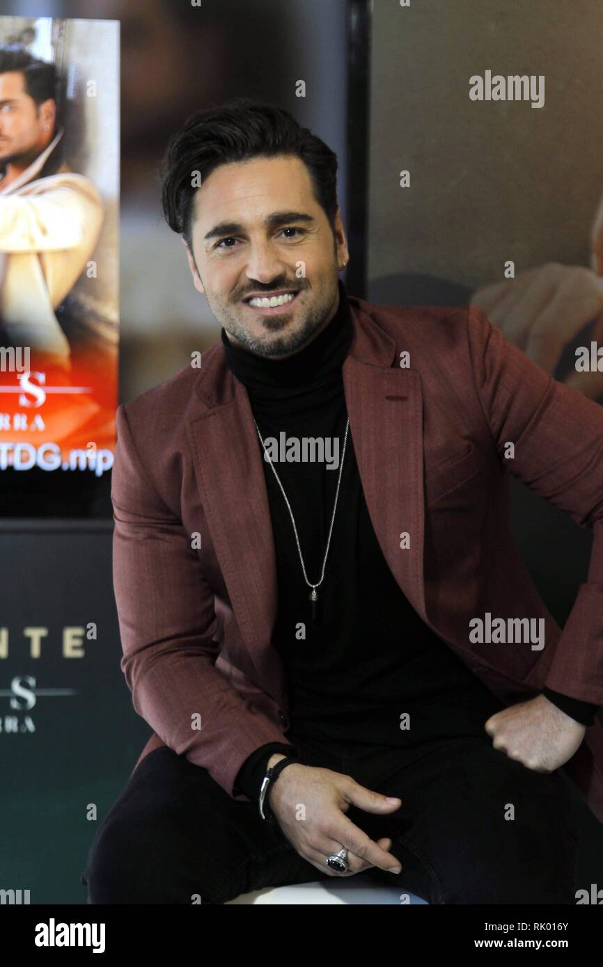 Singer David Bustamante during album premiere “ Heroes en tiempos de ...