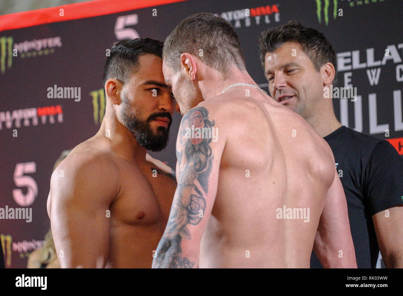 Boxing weigh ins hi-res stock photography and images - Alamy