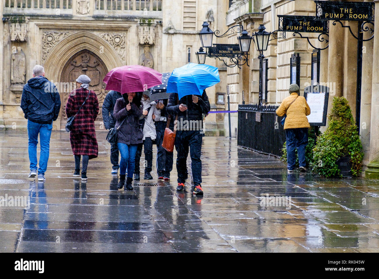 Bath, UK. 8th February, 2019. As storm Eric brings gales and heavy rain ...