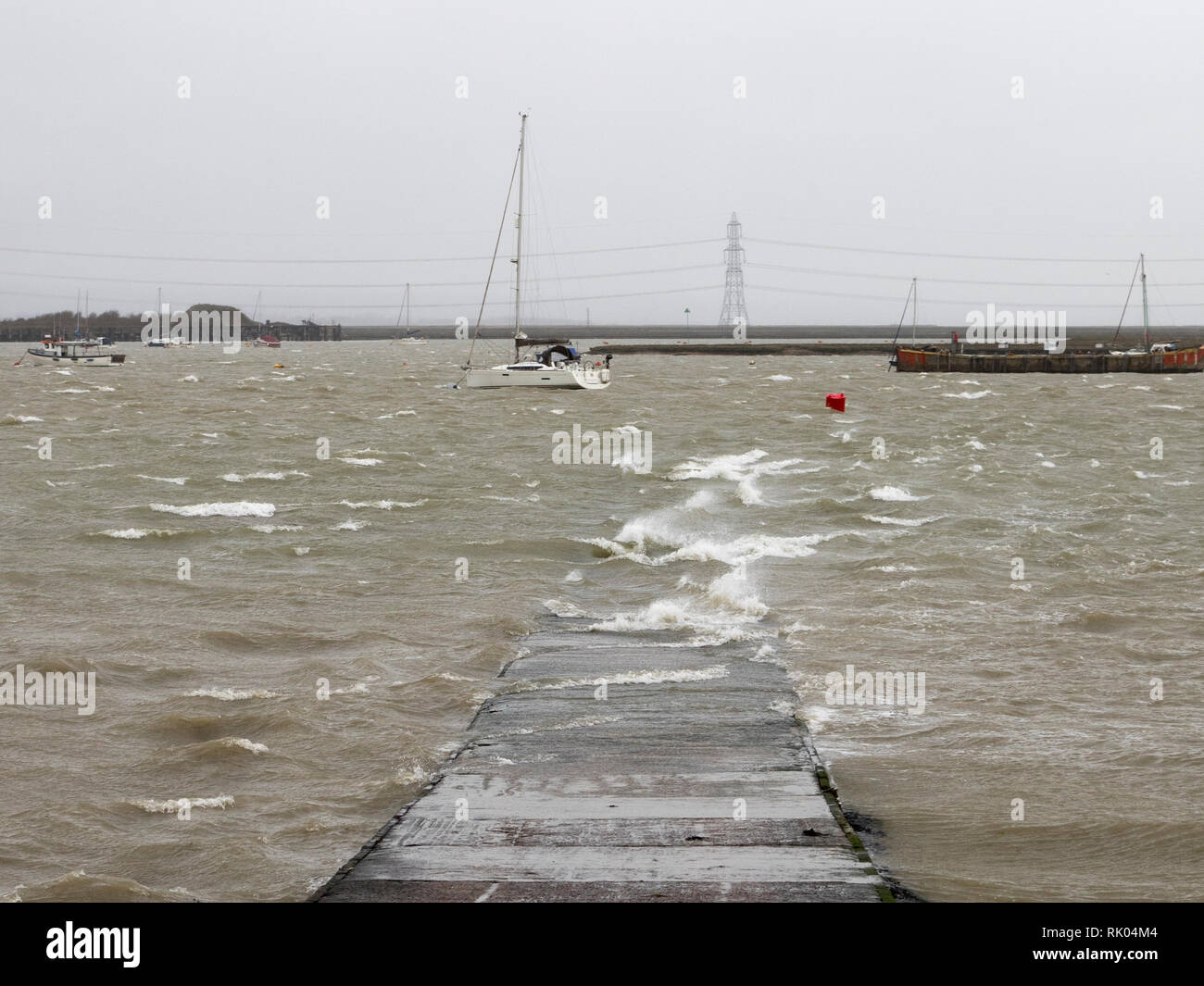 50 mph winds hi-res stock photography and images - Alamy