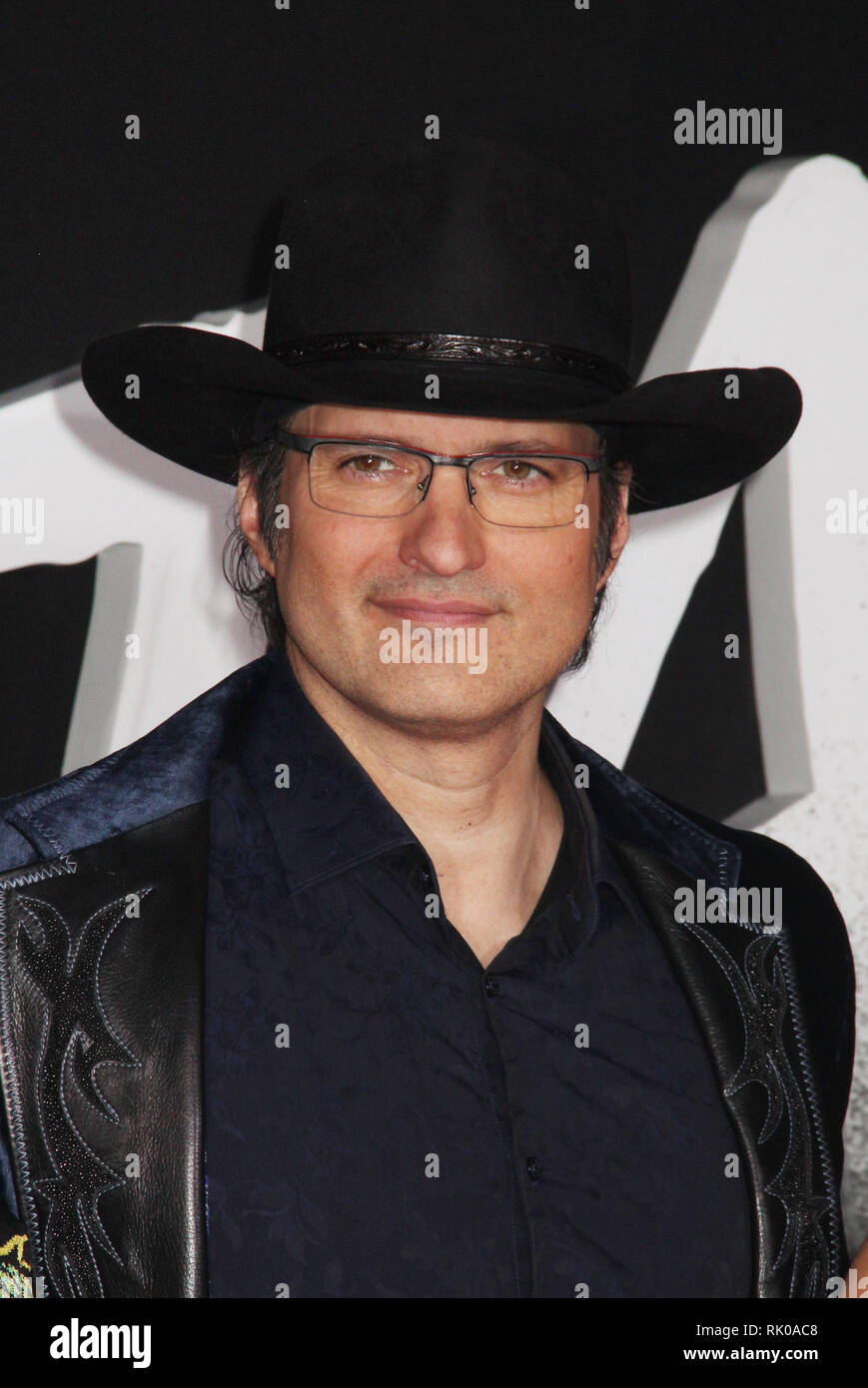 Alita battle angel poster hi-res stock photography and images - Alamy