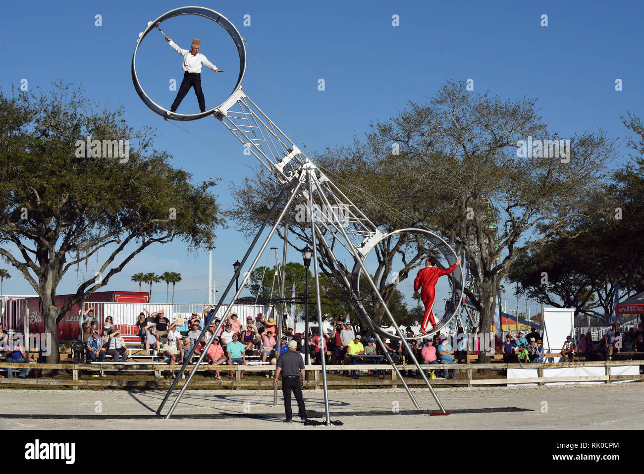 Wheel of death and circus hi-res stock photography and images - Alamy