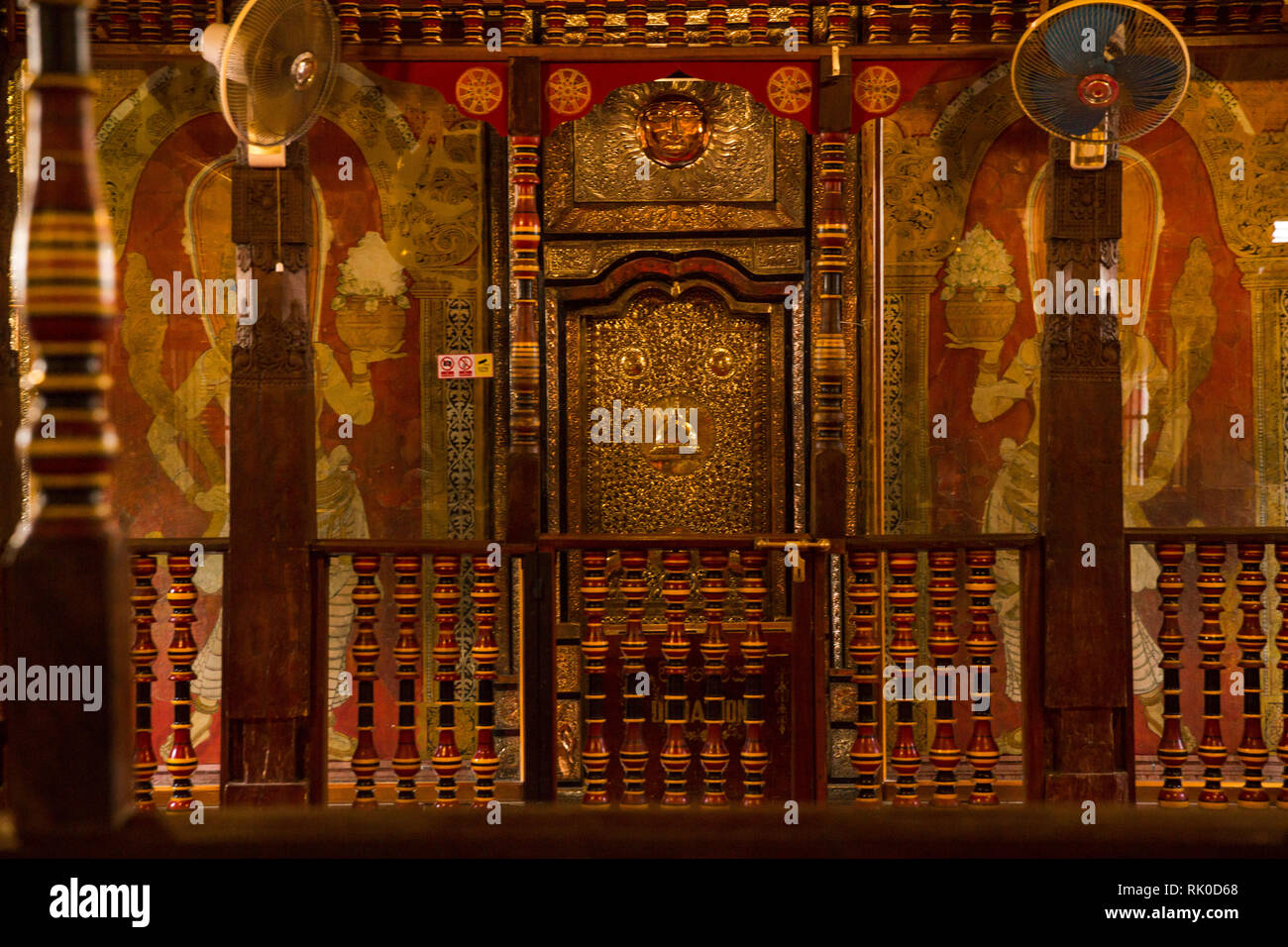 Sri Dalada Maligawa (Temple of the Sacred Tooth Relic of Lord Buddha ...