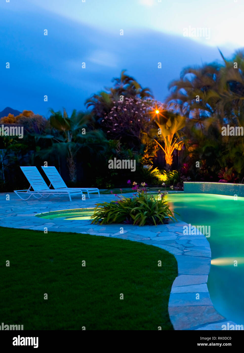 Lawn house hi hi-res stock photography and images - Alamy