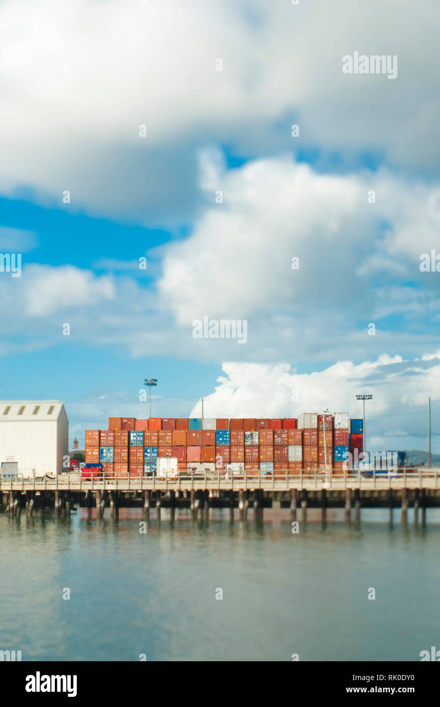 Row of containers ships hi-res stock photography and images - Alamy