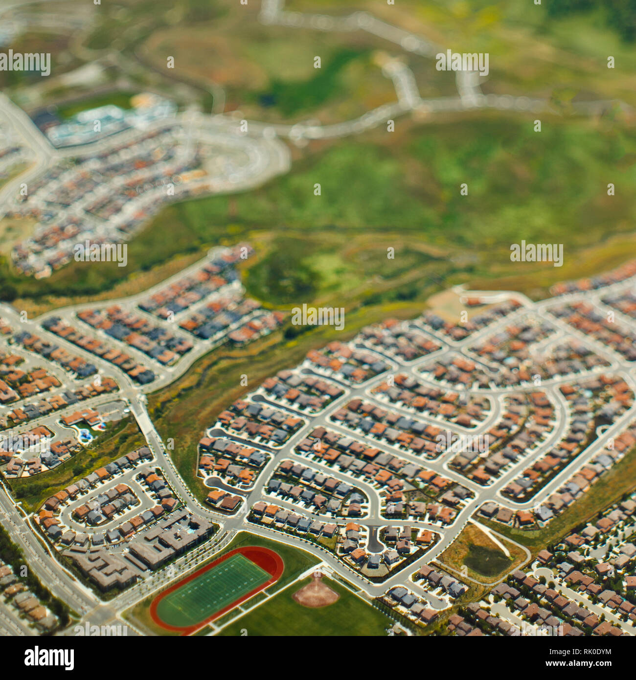 Aerial suburban houses tilt shift hi-res stock photography and images ...