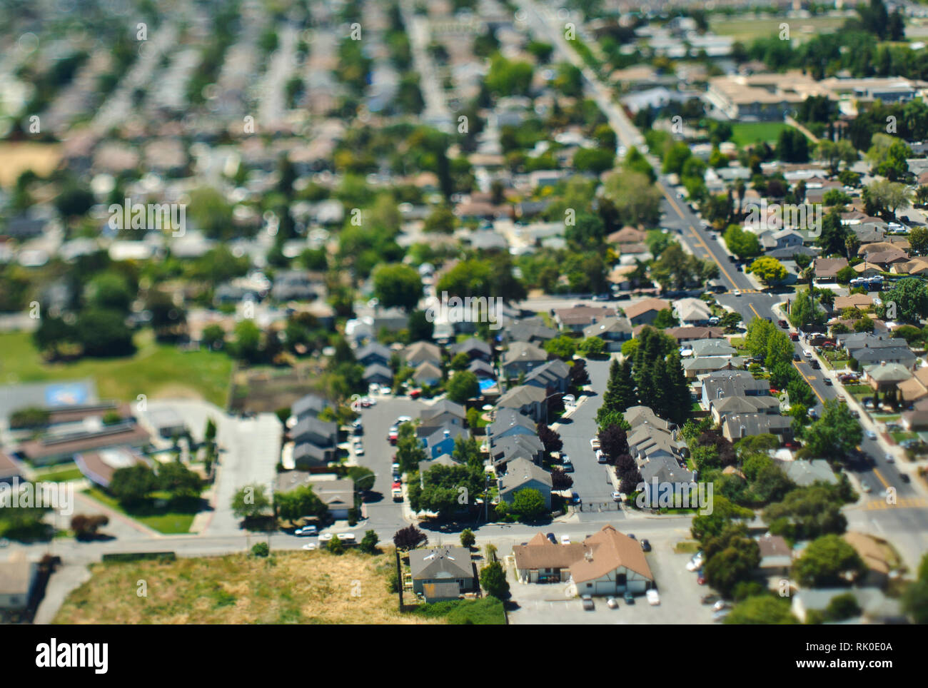 Suburban houses tilt shift hi-res stock photography and images - Alamy