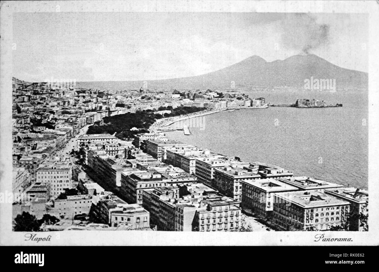 Vintage postcards italy hi-res stock photography and images - Alamy