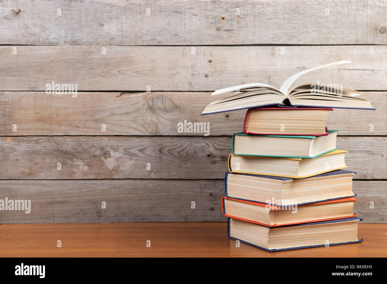 Open book study knowledge hi-res stock photography and images - Alamy