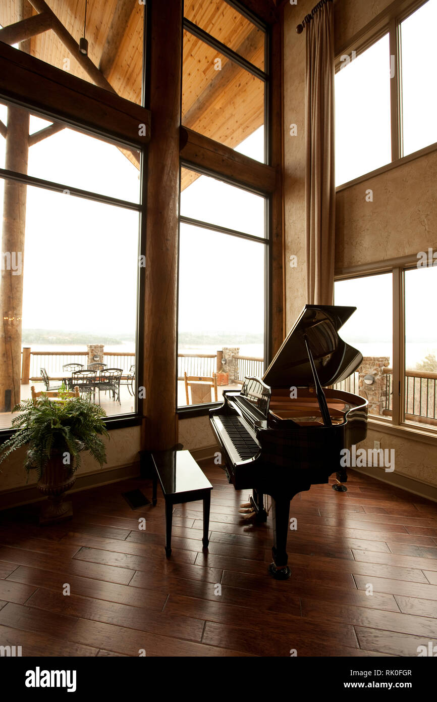Baby Grand Piano in a Corner Stock Photo - Alamy