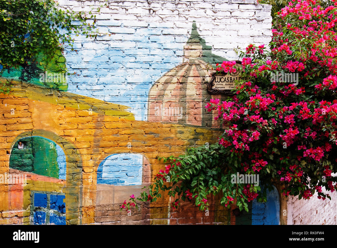 Mural san miguel de allende hi-res stock photography and images - Alamy