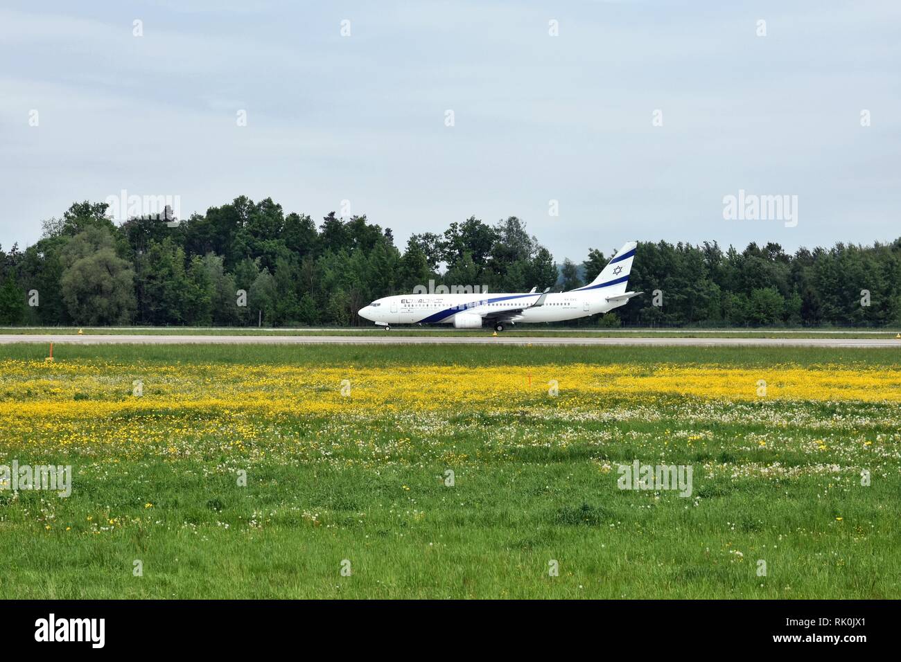 Israeli aircraft hi-res stock photography and images - Alamy