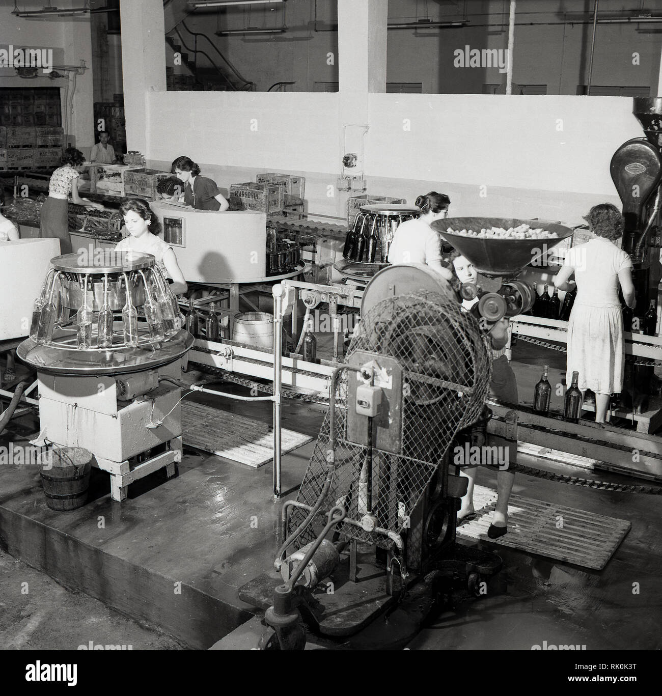 Bottling factory inside hi-res stock photography and images - Alamy