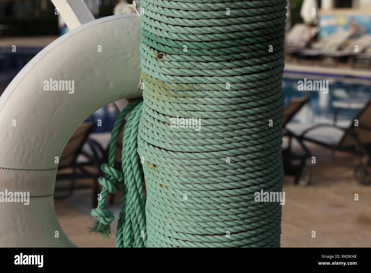 Twine wrapped / Twine wrapped in a column Stock Photo - Alamy