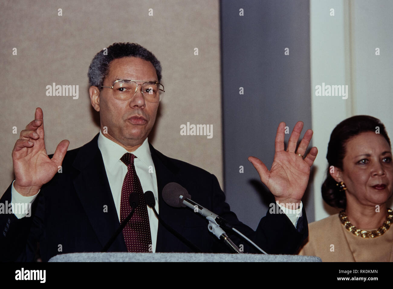 Former U.S. Army General Colin Powell and his wife Alma announce that ...