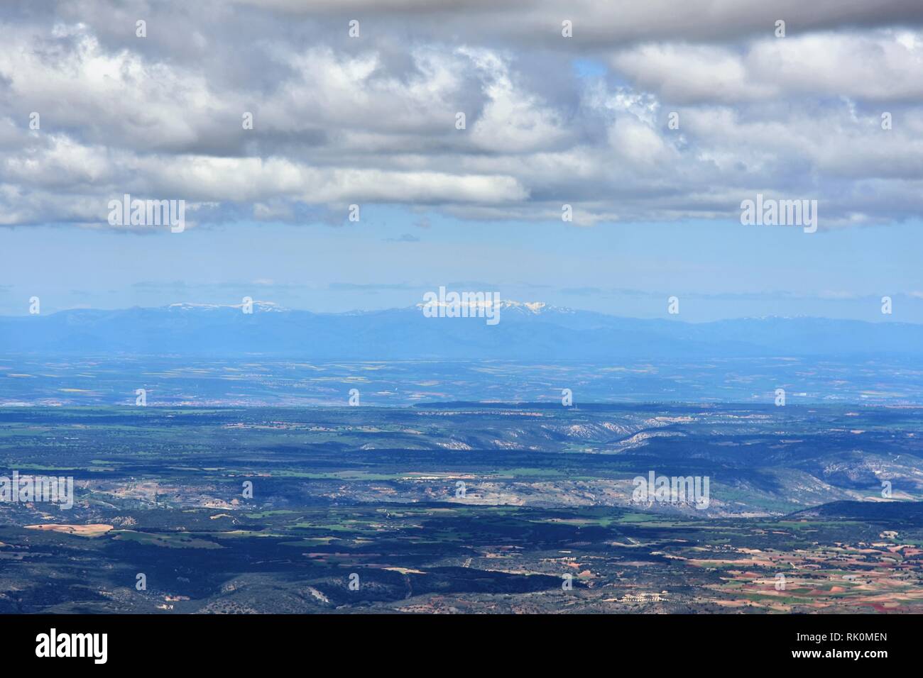 Clouds land hi-res stock photography and images - Alamy