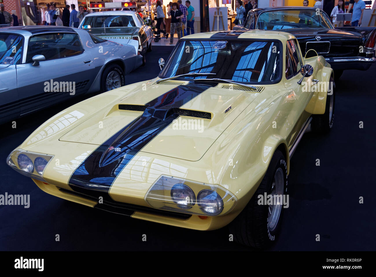 1967 Chevrolet Corvette Stingray High Resolution Stock Photography and ...