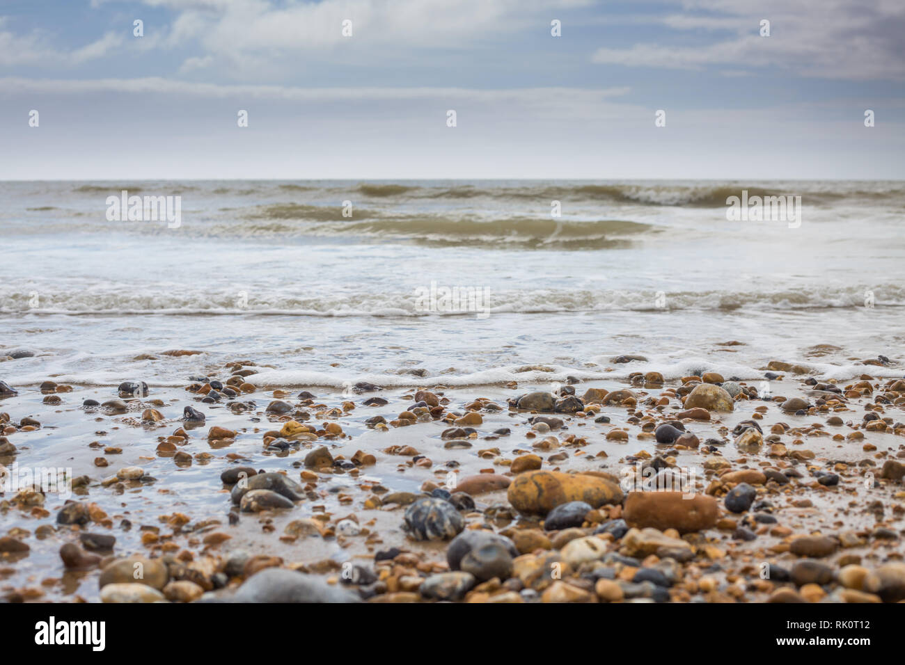 English channel beach shore sea hi-res stock photography and images - Alamy