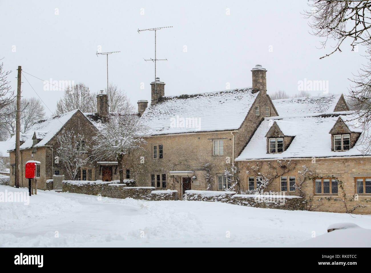 Winson village in the winter snow. Winson, Cotswolds, Gloucestershire ...