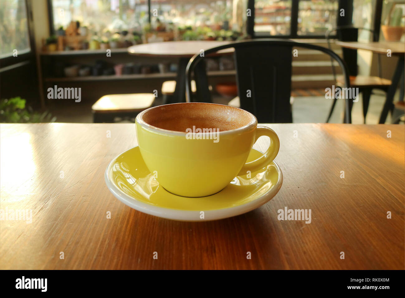 Resting cafe hi-res stock photography and images - Alamy