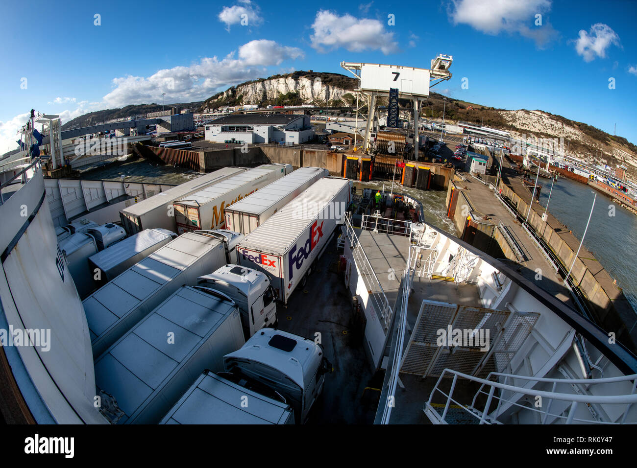 Docking into dover ferry port hi-res stock photography and images - Alamy