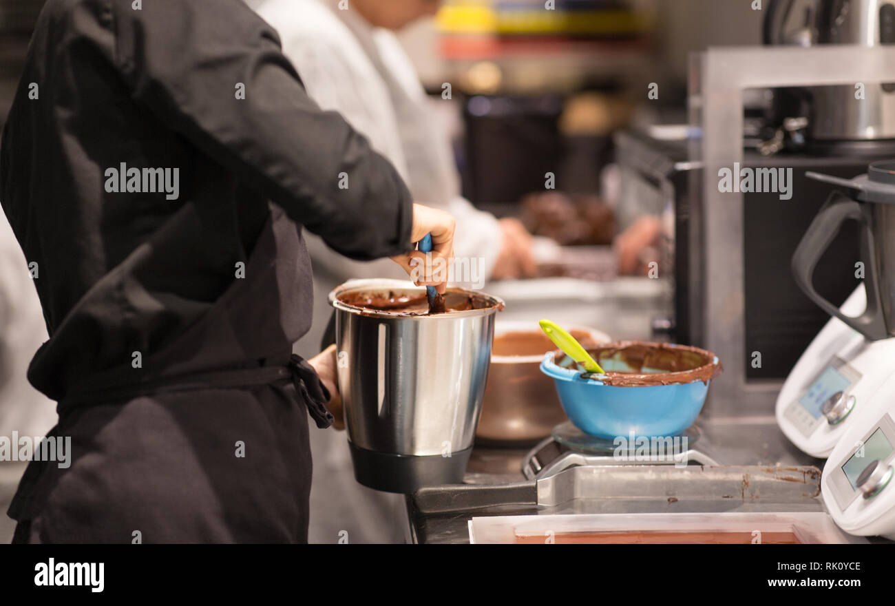 Chocolate making process hi-res stock photography and images - Alamy